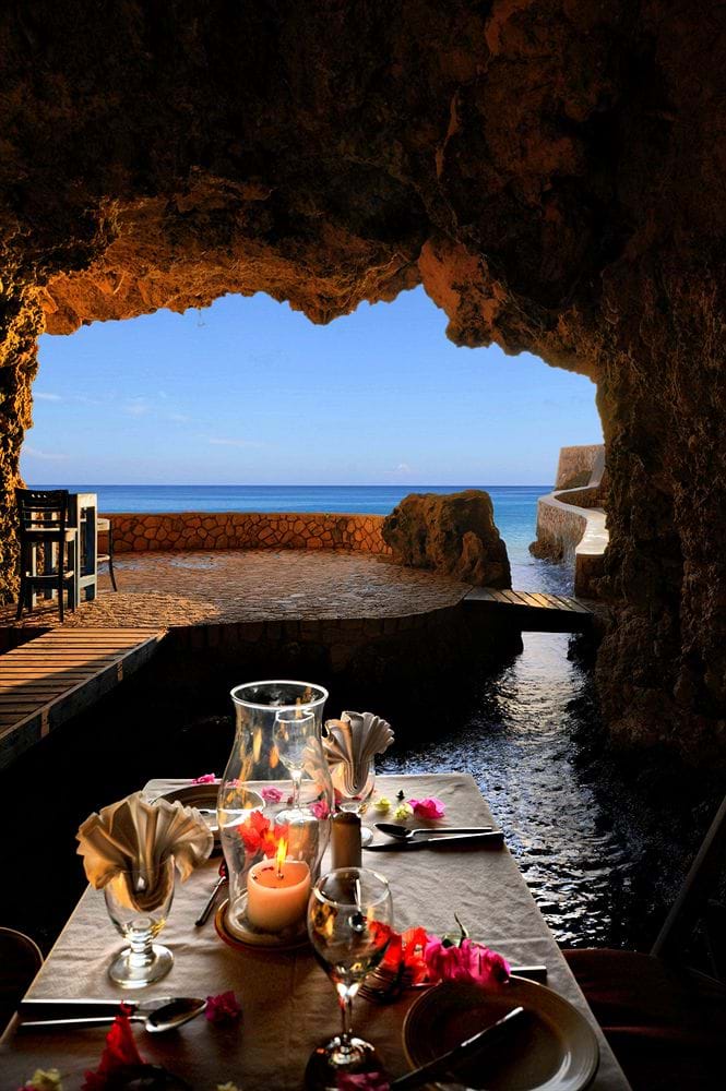 The Caves | Negril | Jamaica