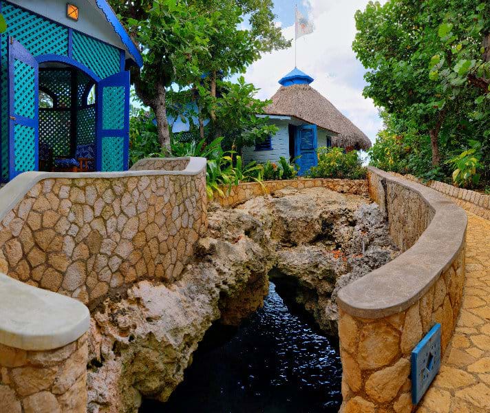 The Caves | Negril | Jamaica